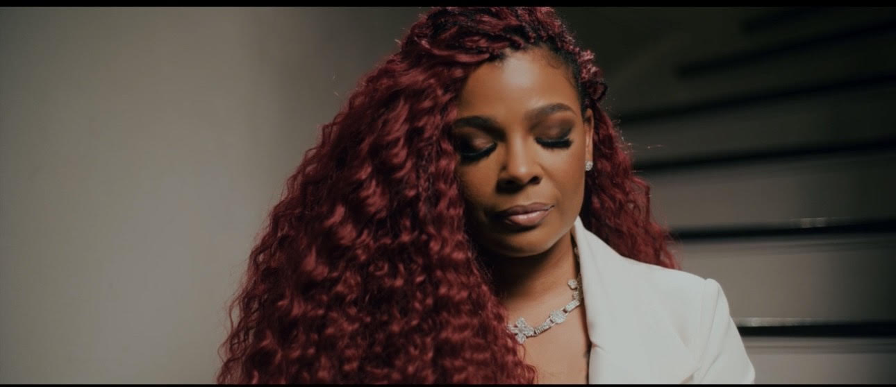 Syleena Johnson Shares A Touching Tribute To Those She Lost In Video ...